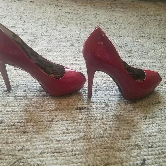 Jessica Simpson | Shoes | Jessica Simpson Womens 5 4 Inch Heels Red ...